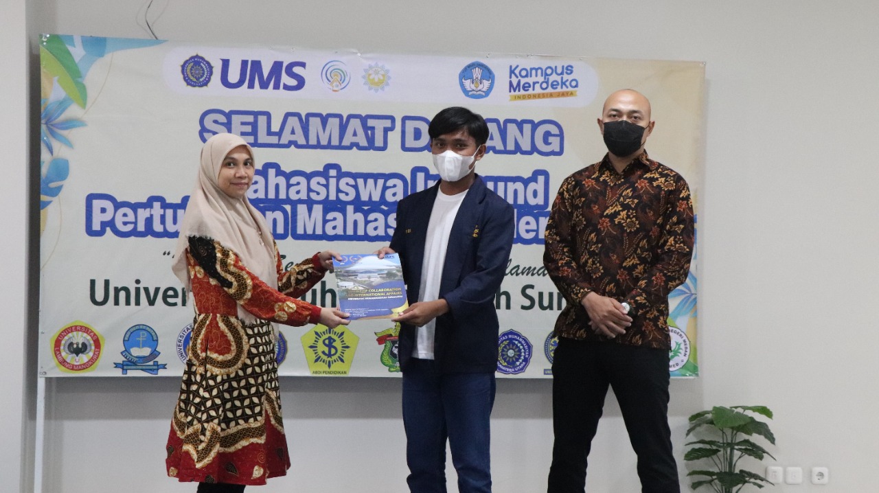 UMS Sambut Peserta Pertukaran Mahasiswa Merdeka 2 Tahun 2022 - Menara62