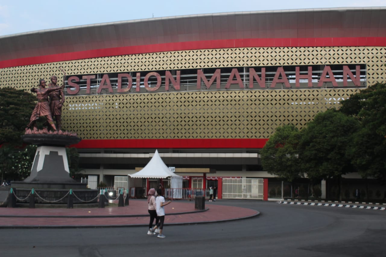 Penggunaan Stadion Manahan Sesuai Standar FIFA - Menara62