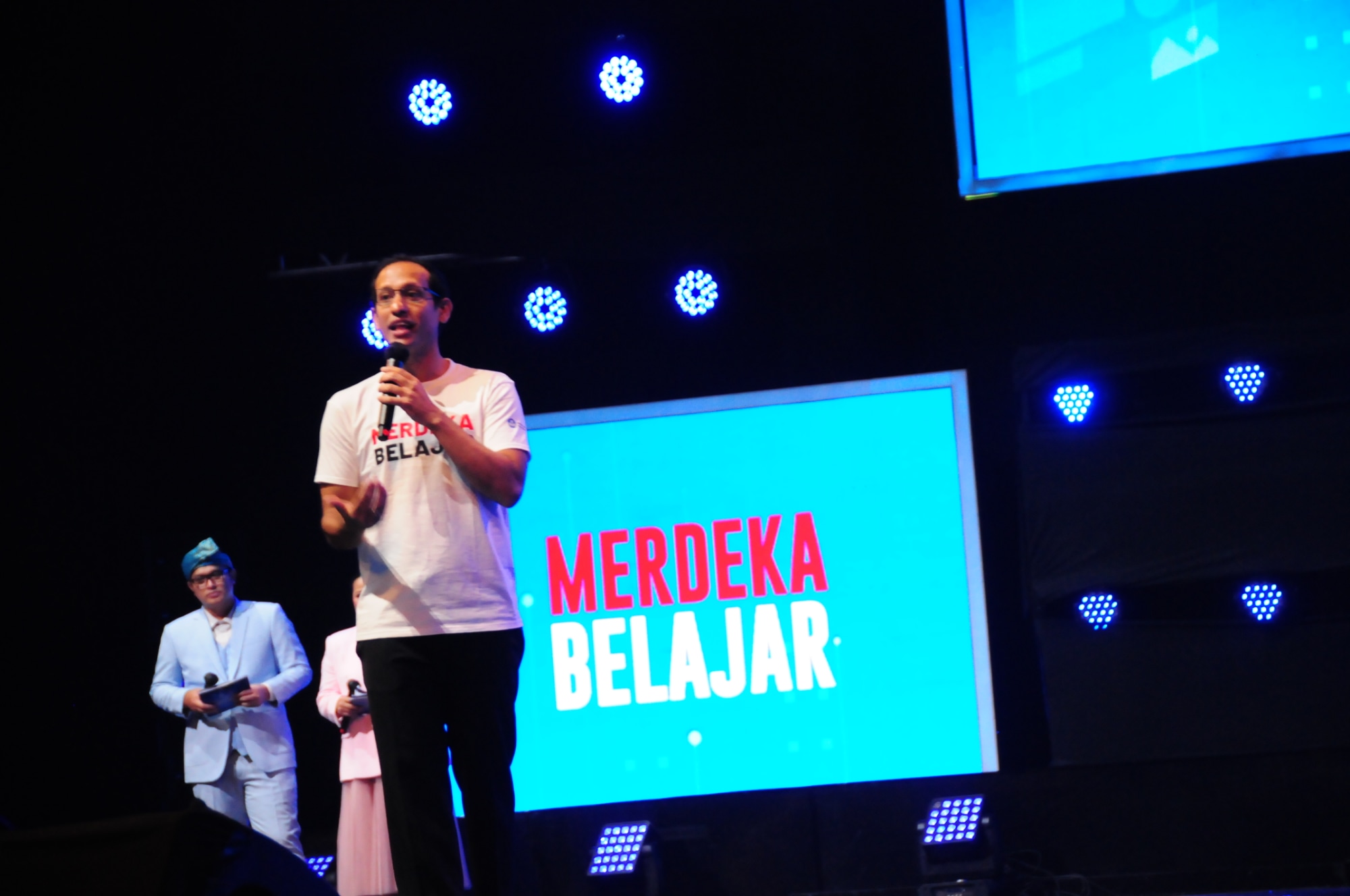 Pada Puncak HGN 2022, Menteri Nadiem Ajak Guru Terus Berinovasi - Menara62