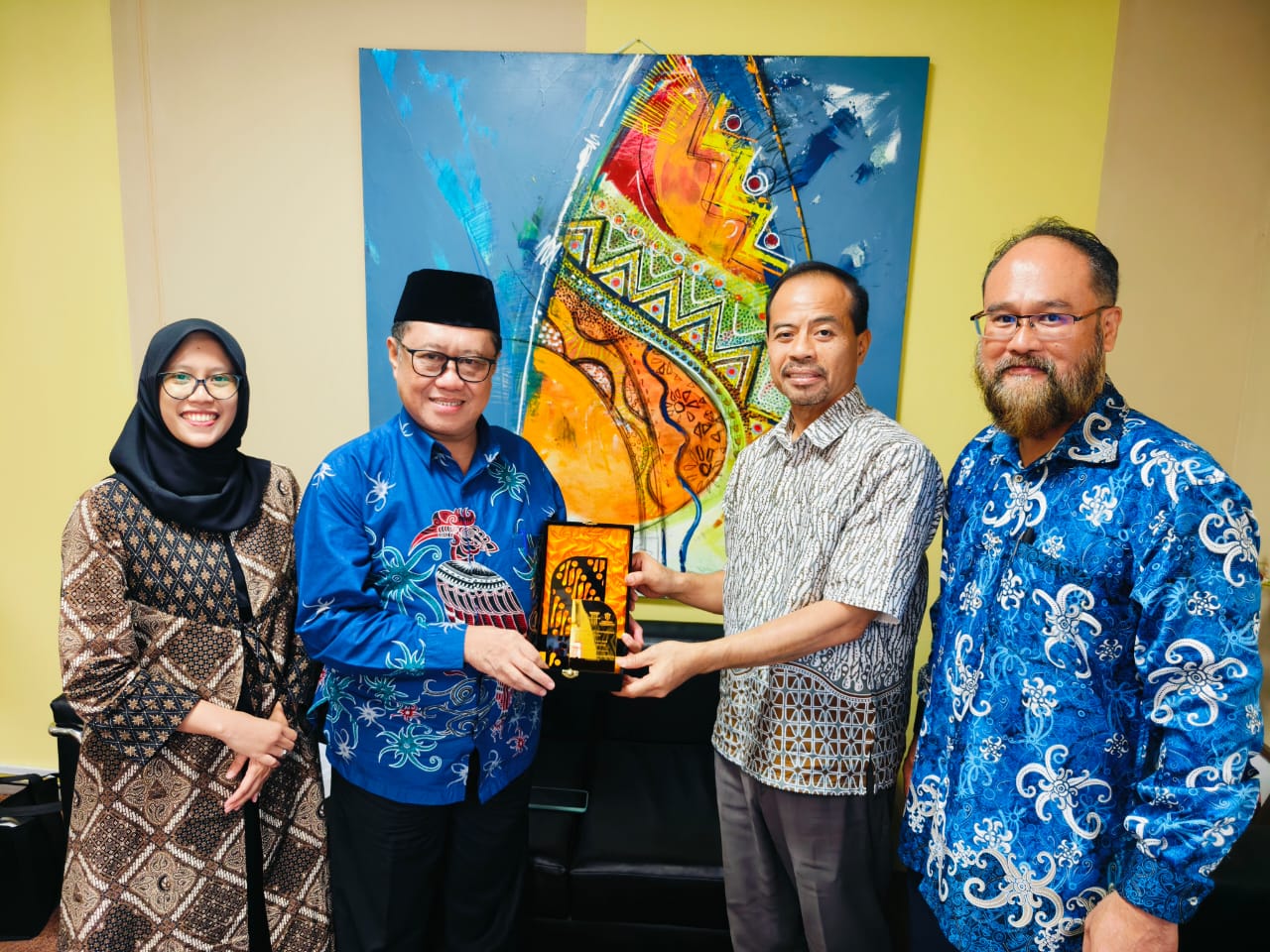 Dorong Internasionalisasi, Prodi HI UMS Benchmarking Kurikulum ke ...